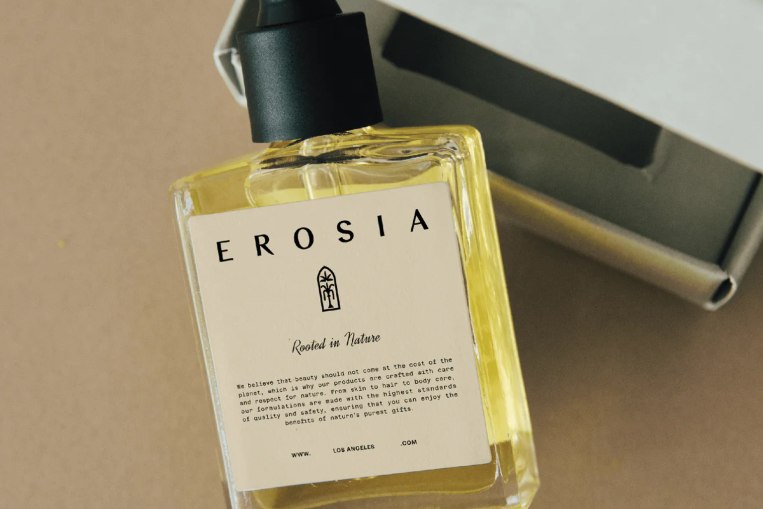 ILLUMCandle Mockups - Dozzen